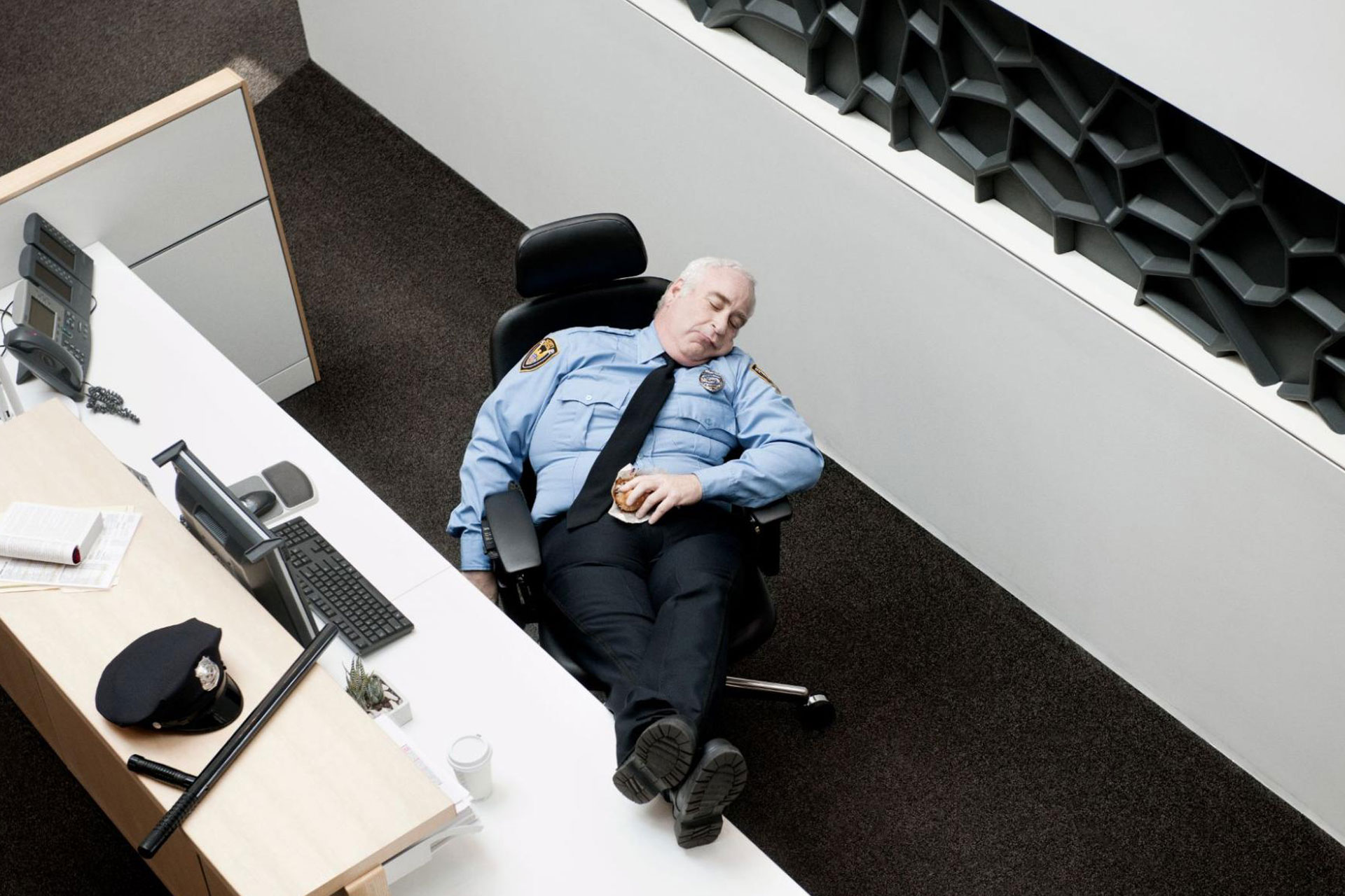 The Must-Know Do’s and Don’ts for Security Guards - Corinthians Group ...