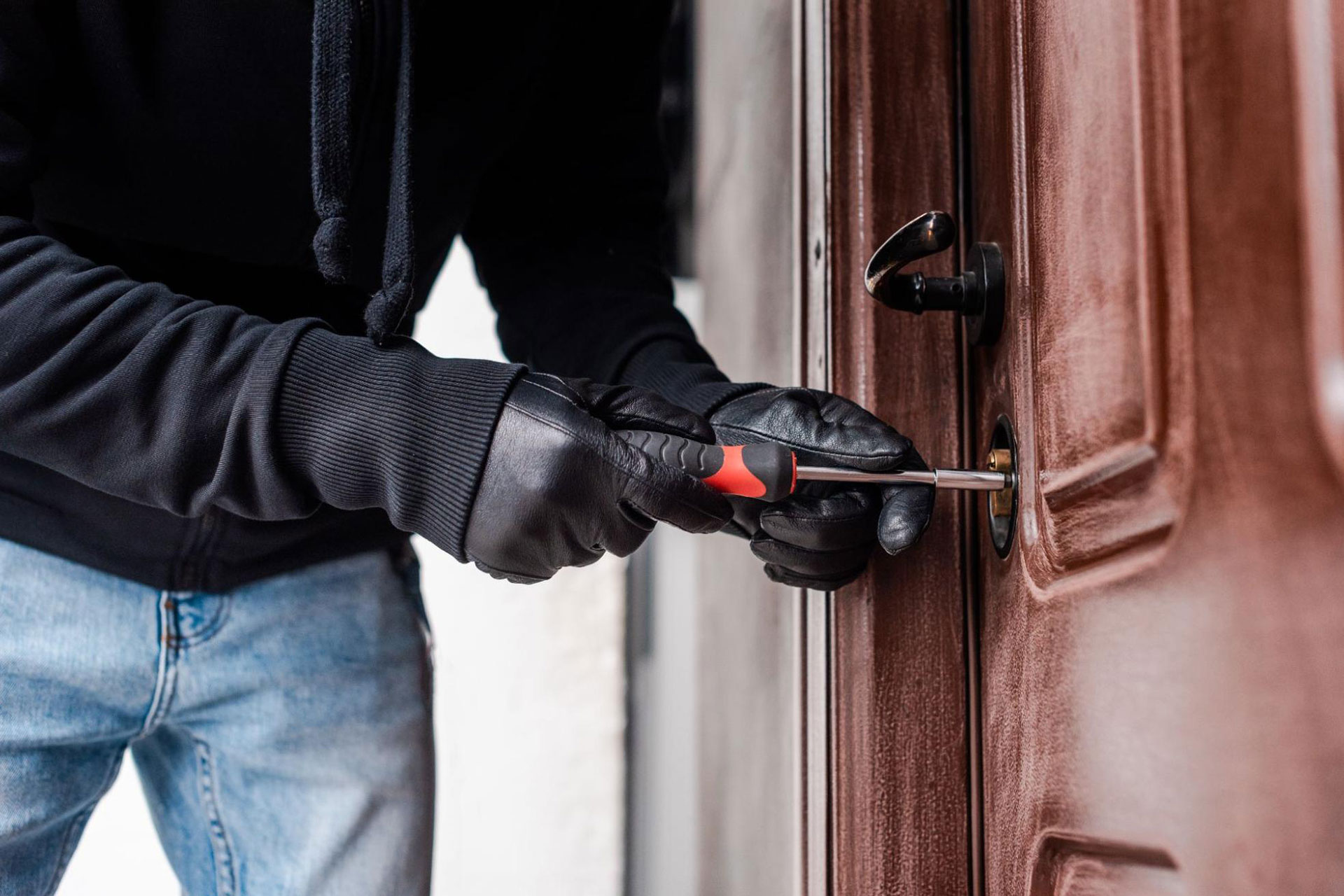 7 Home Security Mistakes You Should Stop Making - Corinthians Group of ...